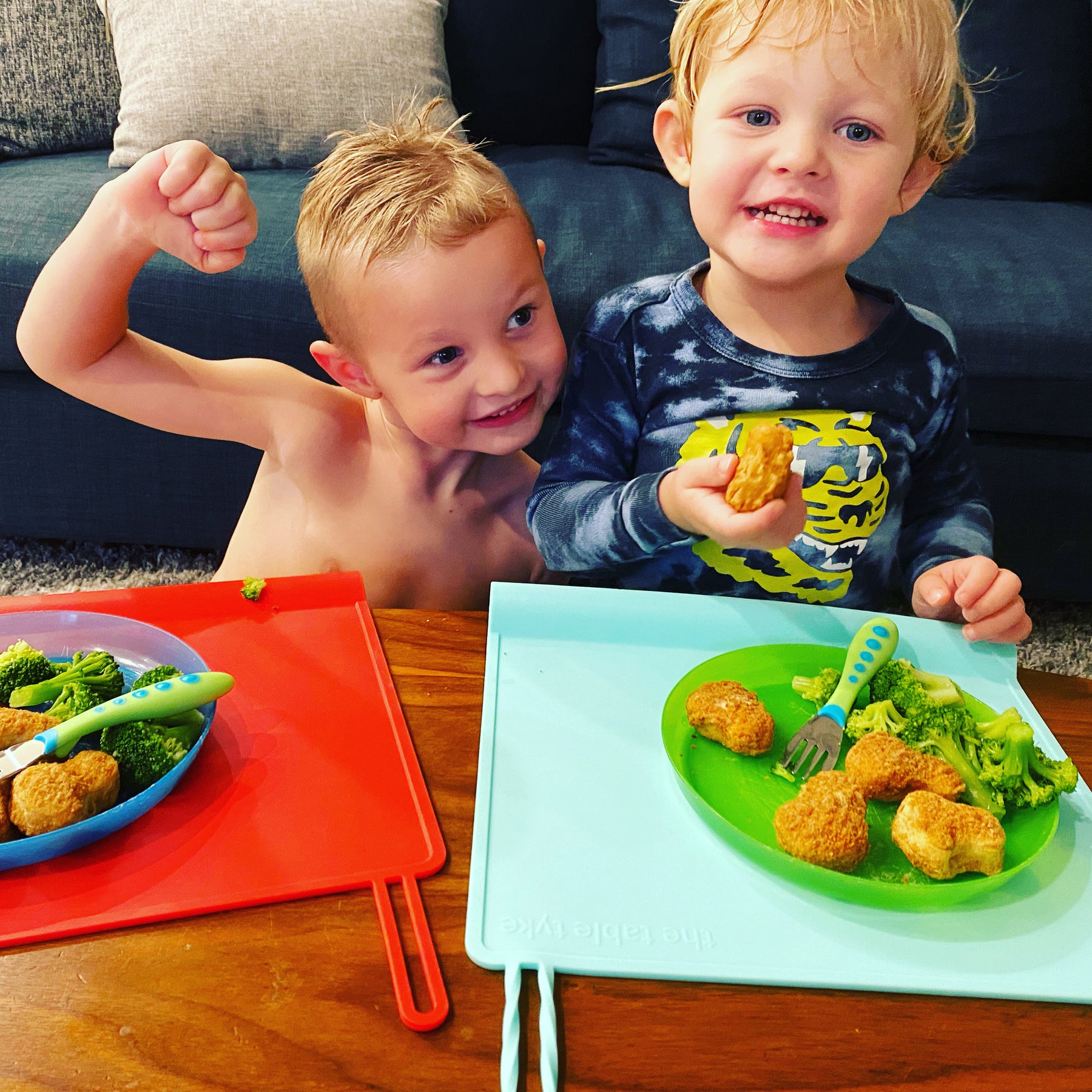 The Table Tyke | The Only Placemat with a Table Edge Bumper